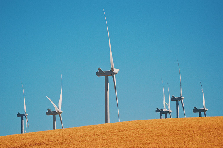 First turbine installed at 1.3 GW Golden Plains wind project (Australia ...